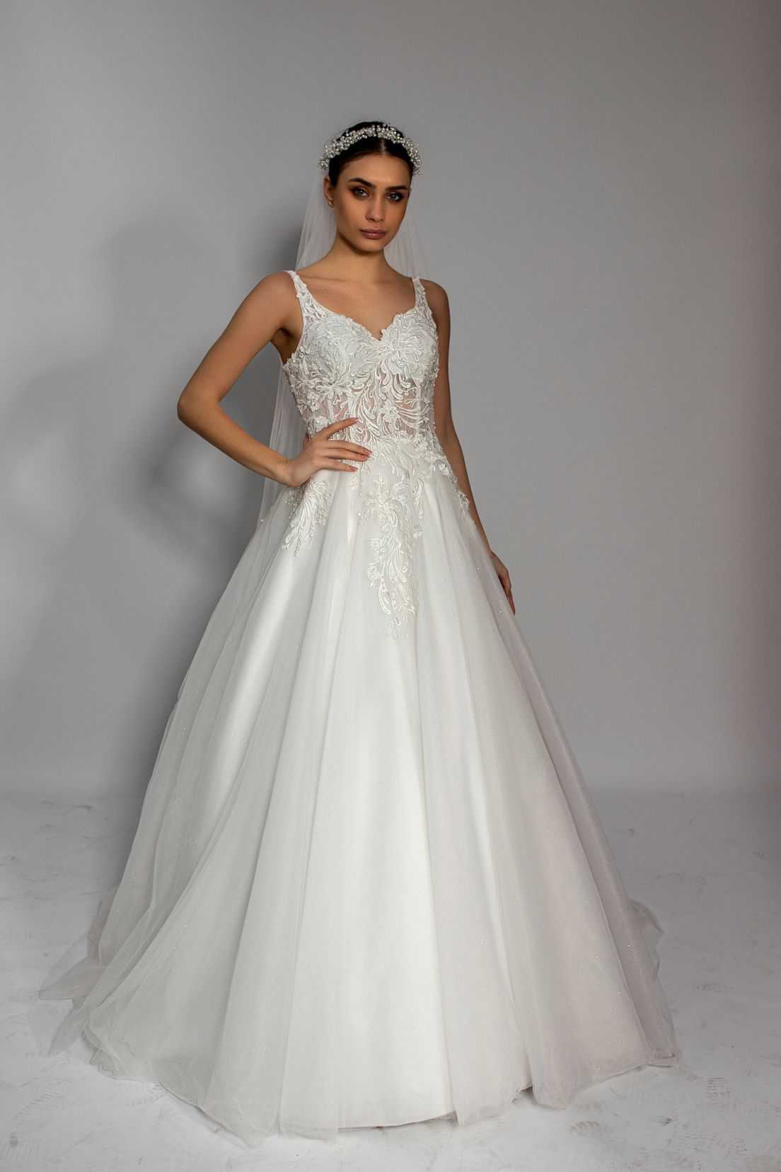 Pınar Bent Romantik Helen Gelinlik Modeli - pinarbentgelinlik.com